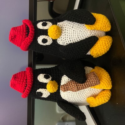 TUX Linux Penguin redhat Edition - Etsy