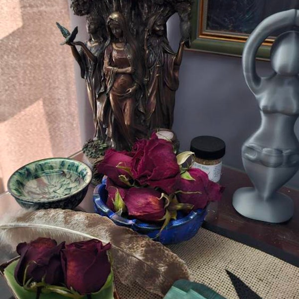 Witch Offering Bowl: Ritual Altar Decor - Etsy