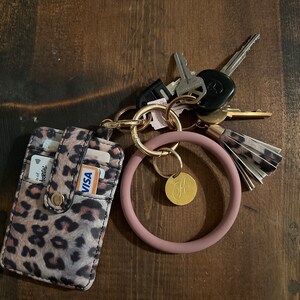 Silicone Key Ring, Keychain, Bracelet, Round Silicone Keychain ...