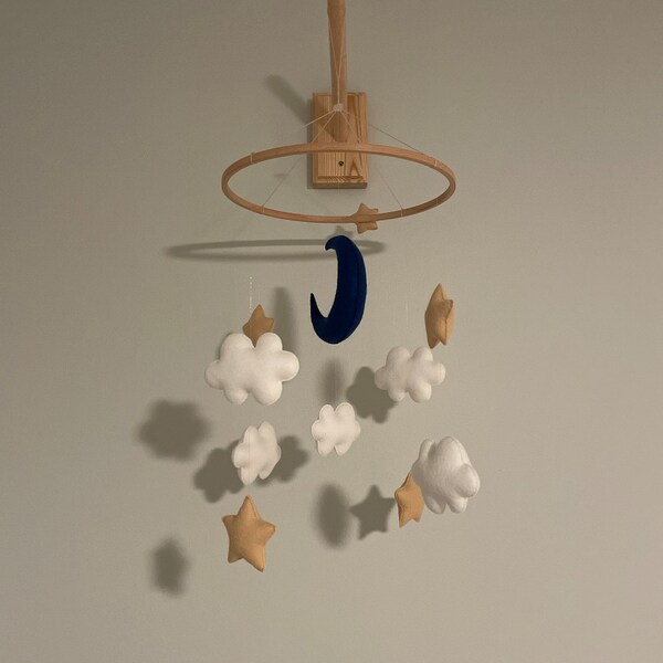 Winnie the Pooh Nursery Mobile Baby Imaginative Mobiles Bee Nursery ...