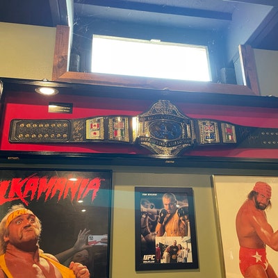 Wrestling Belt 54 Display Case Cabinet W/98% UV Acrylic Door Lockable w ...