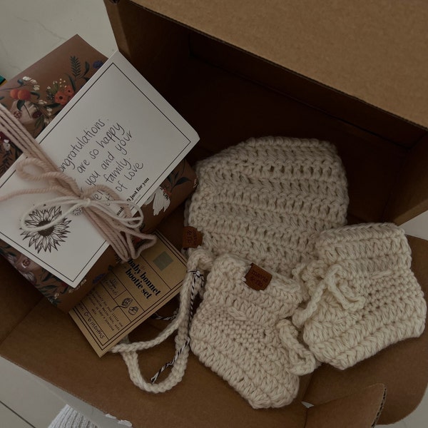 Book Cover Crochet Kit, Daisy Book Cover Kit, Handmade Book Cover Kit ...