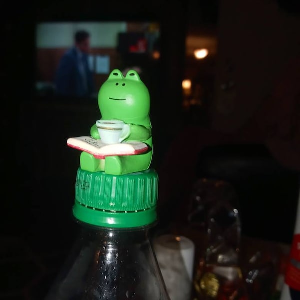 Teacup Necklaces, Ceramic and Metal Teacup Pendants on a Chain - Etsy