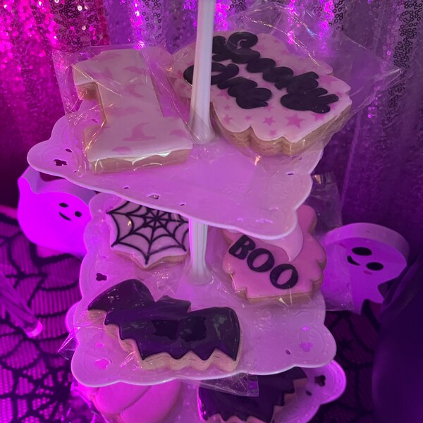 Spooky One Cookies - Etsy