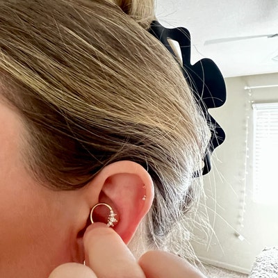 14k Solid Gold Forward Helix Multistone Bendable Seamless Ring..18g ...