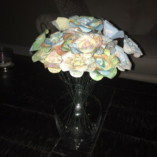 Vintage Atlas Map Paper Flowers Bulk Lot of 25, Wedding Decorations ...