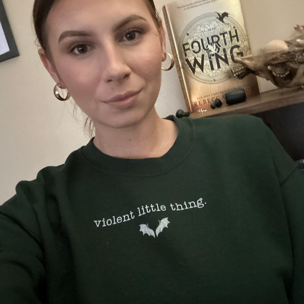 Fourth Wing Sweatshirt (OFFICIALLY LICENSED) Iron Flame Crewneck ...