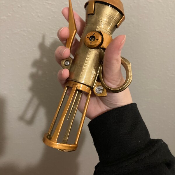 ARCANE League of Legends: Silco's Eye Syringe Prop Replica - Etsy