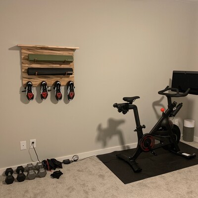 Yoga Mat Rack, Gym Mat Storage, Yoga Mat Holder With Shelf, Fitness and ...