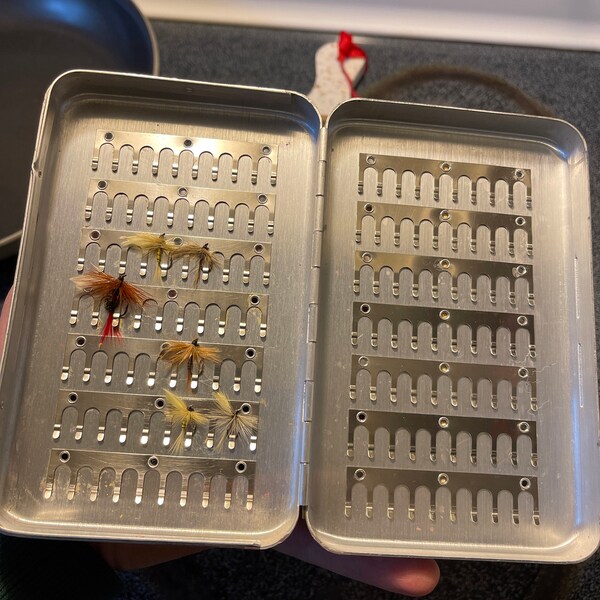 Pflueger Fly Reel 1492 Medalist Sculptured Pillars and Diamolite ...