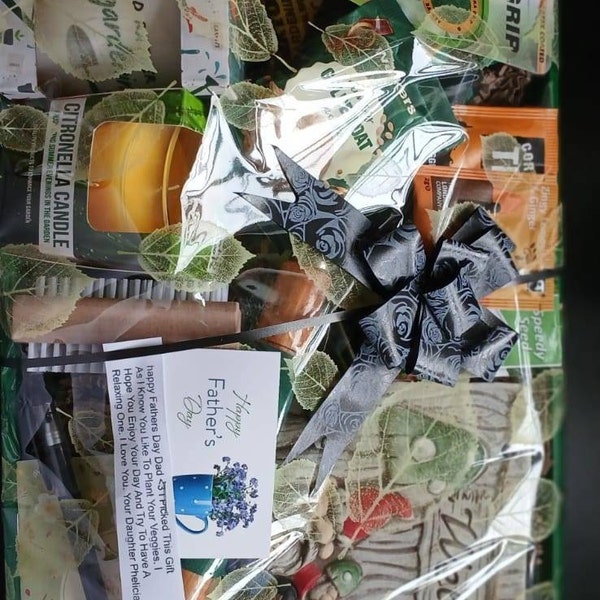 Irish Gift Hamper | Ireland Snack Gift | Gift Box From Ireland | Irish ...