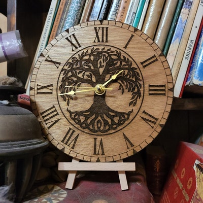 Simple Wood Clock Stand - Etsy