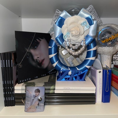 ZEROBASEONE ZB1 KPOP Lightstick Light Ring Stand - Etsy UK