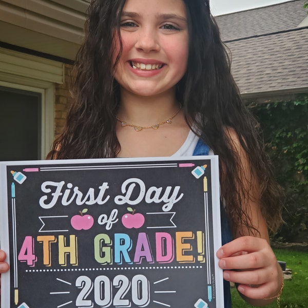 Girl First Day of 4th Grade Sign 1st Day of School Printable First Day ...
