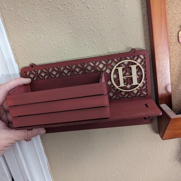 Wall Mounted Key Hanger With Box, Chainmail Pattern & Full Monogram ...