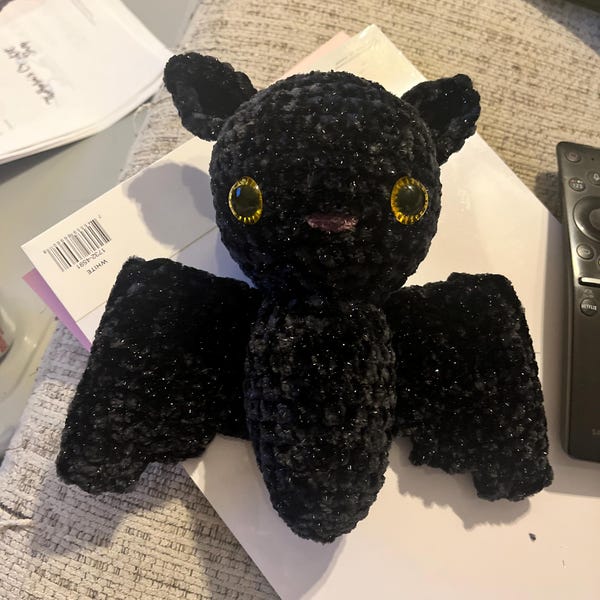 PATTERN: Plush Binx the Bat Pattern - Amigurumi Chunky Bat Pattern ...