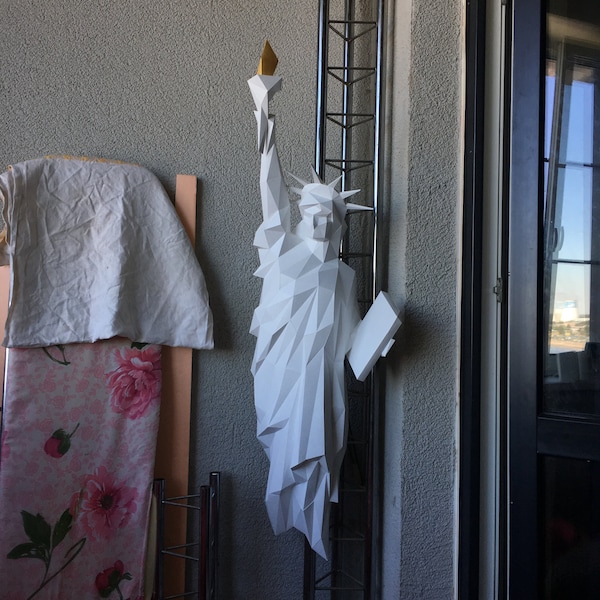 Statue of Liberty Papercraft Sculpture, Printable 3D Puzzle, Papercraft ...