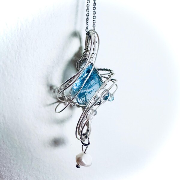 Gold Labradorite Saturn Planet Orb Necklace, Natural Labradorite Wire ...