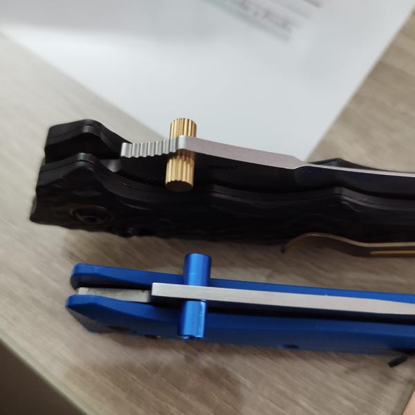 Benchmade Bugout Models Only (not Mini) Lightweight Ribbed 1x ...