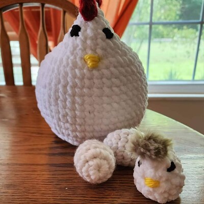 Mama and Mini Mabel Chicken CROCHET PATTERN - Etsy