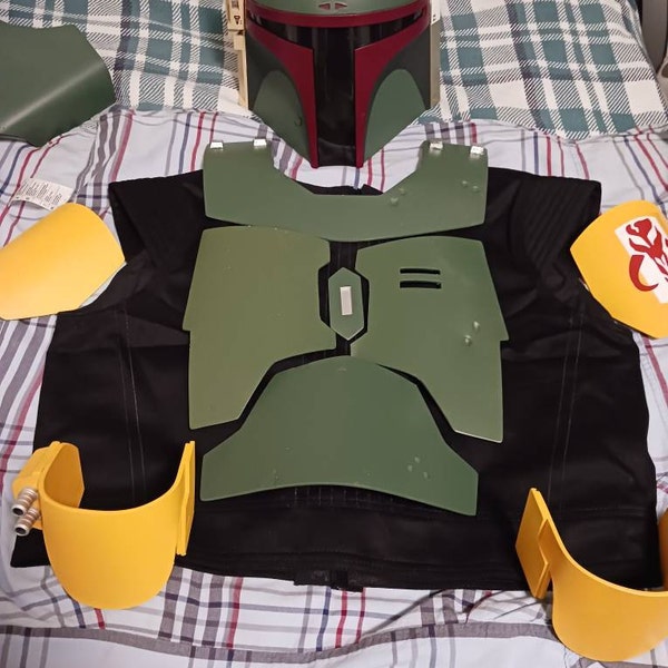 Larger Fan Made Mandalorian Armor Set (jango Style) for the Larger ...