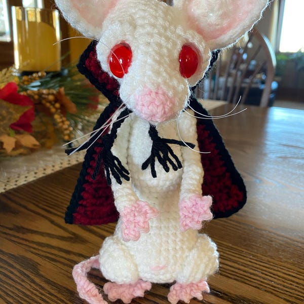 Count Ratula Crochet Pattern: Vampire Rat Amigurumi (PDF File) - Etsy