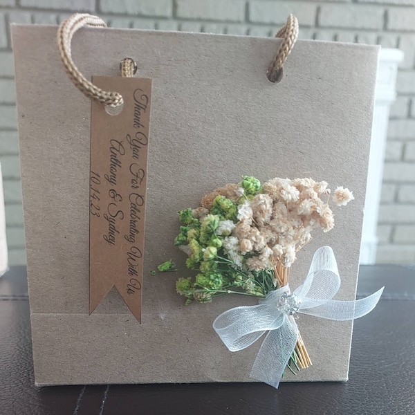 Floral Crafted Wedding Welcome Bag | Elegant Guest Greeting | Unique ...