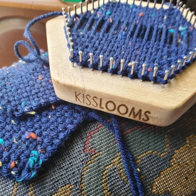 3 Ft RG Triangle Weaving Loom, Regular Gauge, Shawl Loom - Etsy