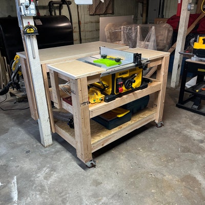 Workbench Built in Table Saw Dewalt DWE7491RS full Size 4x8 Ft Lumber ...