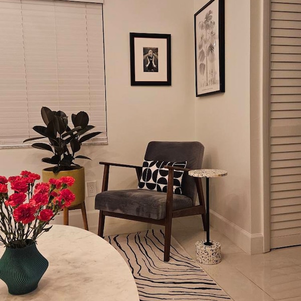 Corner Space White Marble Temple, Edge Temple, Corning Temple, Latest ...