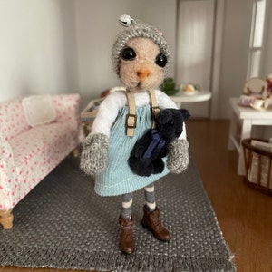 Miniature Mouse Sofa Tutorial - Etsy UK