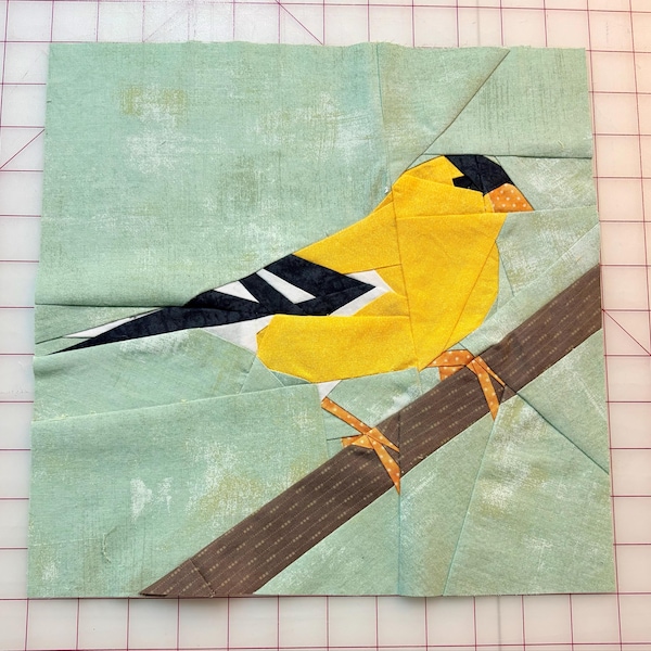 Amercian Goldfinch Fpp--backyard Birds Series--paper Piecing Quilt ...