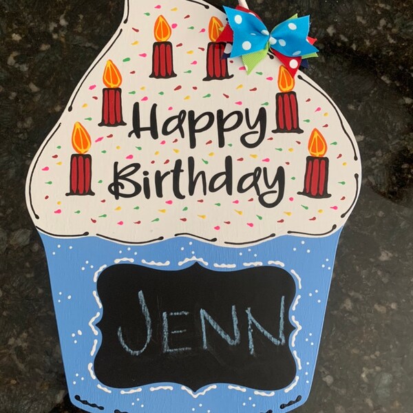 HAPPY BIRTHDAY CHALKBOARD Cupcake Sign Wall Art Door Hanger Plaque ...