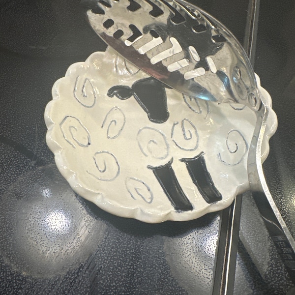 SPOON REST Regular Size Woolly SHEEP Stoneware Clay Handmade - Etsy