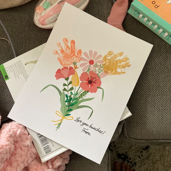 Flower Handprint Craft Art, Printable | for Mom or Grandma Handprint ...