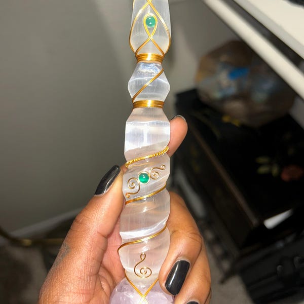 Natural Healing Crystal Point Tree of Life Wire Wrapped Stone Pendant ...