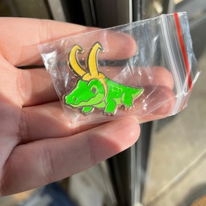 Cute Jollibee Fan Pin / Fast Food Mascot Design / Foodie Pin / | Etsy