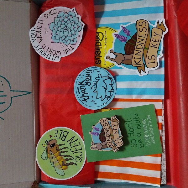 Giant African Land Snail Wooden Pin Badge - Etsy