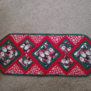 Francis Table Runner PDF PATTERN upgrade to Video Tutorial Available - Etsy