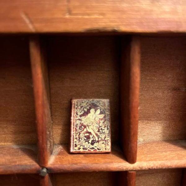 Miniature Roman Raven Fresco - Etsy