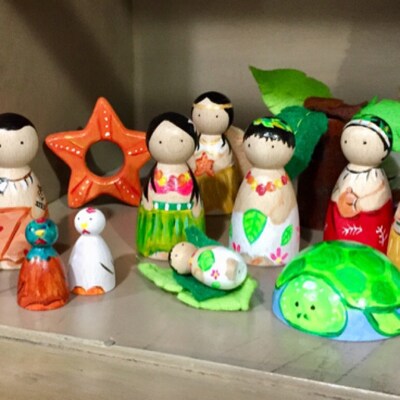 Hawaiian Nativity Set. Family. Present. Gift. Christmas. Chrstian ...