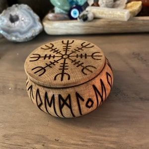 Hand Turned Alder Box of 24 Wood Runes Round Small Viking Runes Rune ...