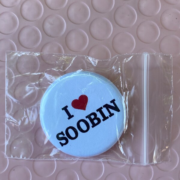 Personalize I Heart Buttons, I Love your Text Here 1.25 or 2.25 Pinback ...