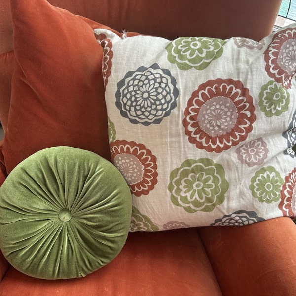 Lima Bean Green Velvet Cushion: Round Throw Pillow 12” Inches Diameter ...