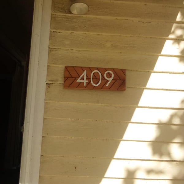 Cresswell Planter House Number Sign, Stunning Vertical Address Sign ...