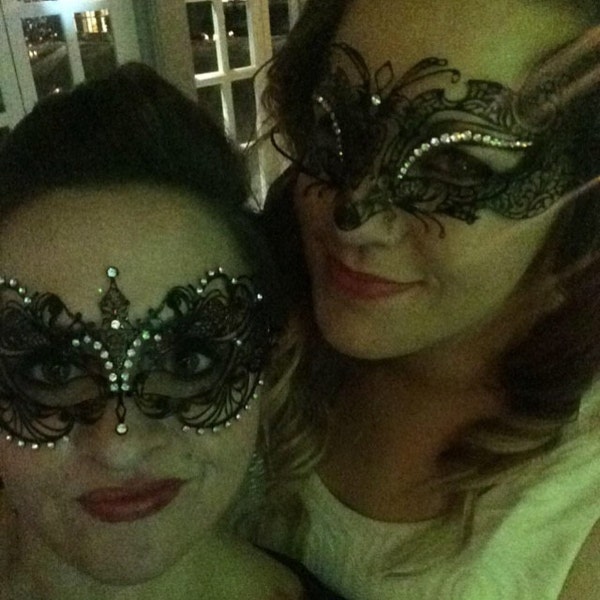 Lady Phantom Masquerade Mardi Gras Metal Filigree Mask in Silver With ...