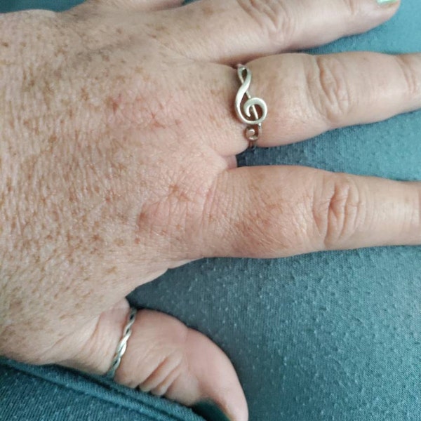 Treble Clef Ring, Sterling Silver Music Note Ring, Gift for Music Lover - Etsy