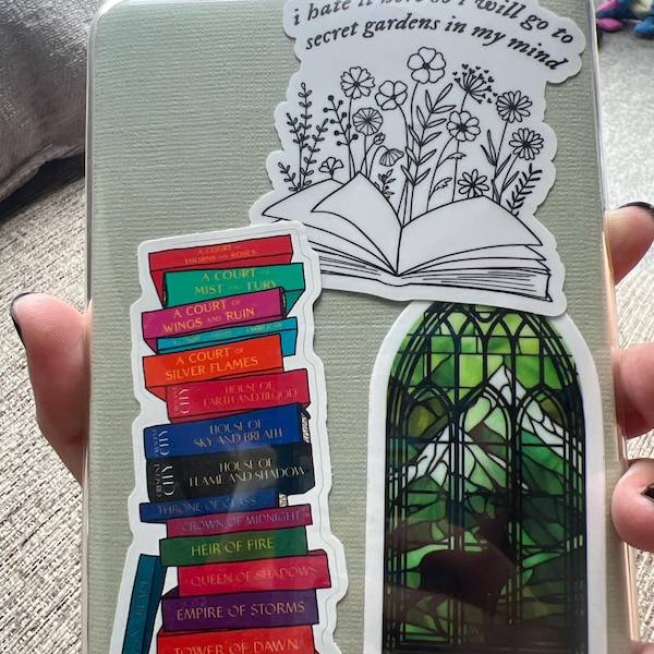 SJM Universe Book Stack Vinyl Sticker, Water Bottle Laptop Kindle Decal ...