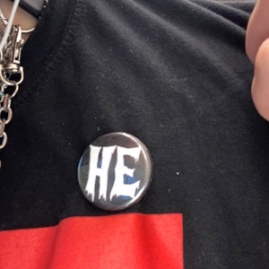 Birds of Prey Harley Quinn and Bruce the Hyena Heart-shaped Pin - Etsy