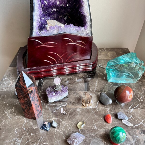 Red Obsidian Skull, Red Obsidian, Mahogany Obsidian Crystal, Volcanic ...